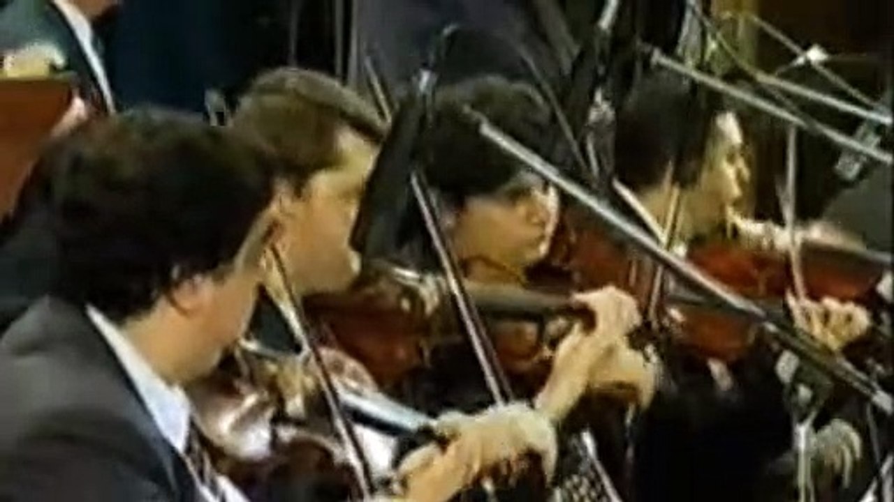 Zanela me svetla velikoga grada - Marinko Rokvic (uzivo) - video ...