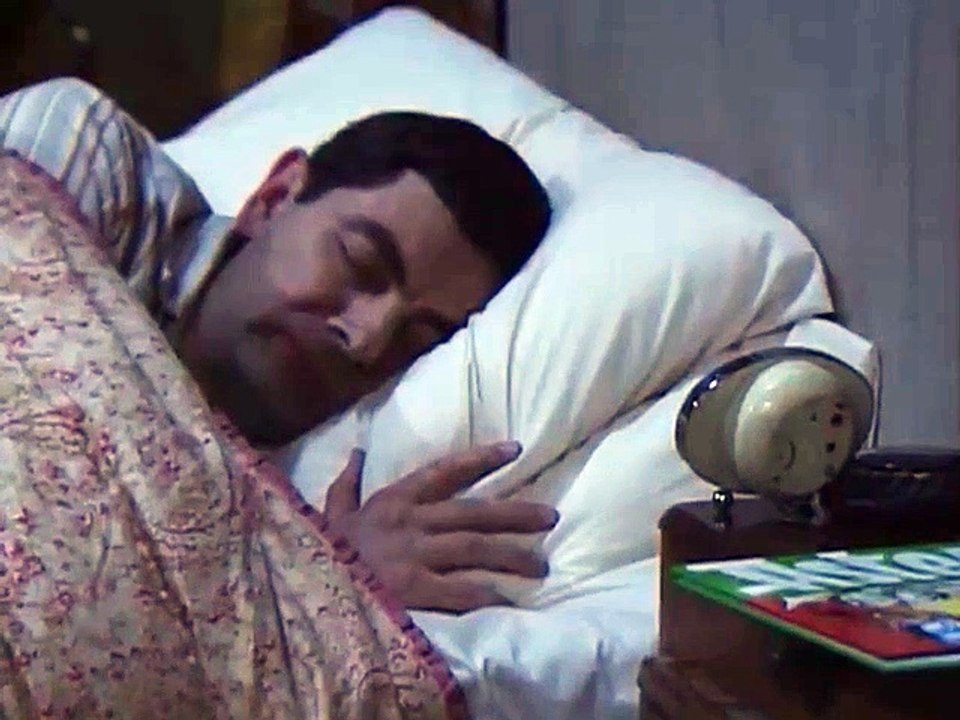 Trouble Sleeping - Mr Bean Official - video Dailymotion