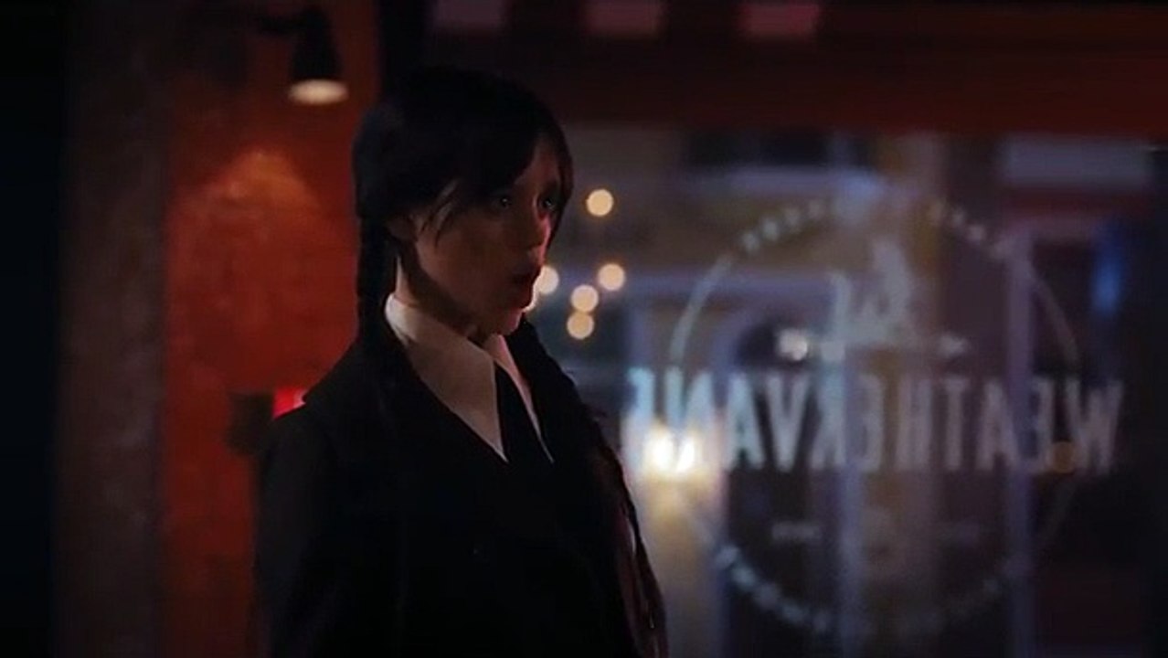 Wednesday - Tyler and Wednesday kiss Scene - video Dailymotion