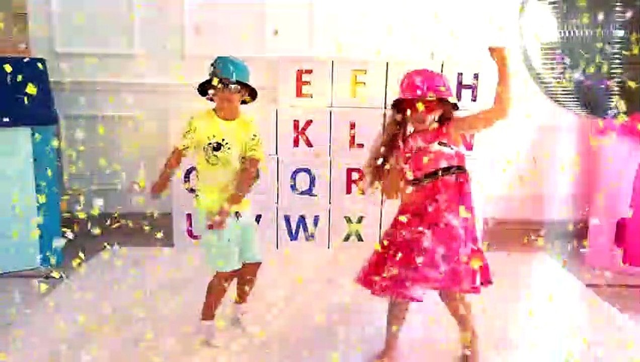 Diana and Roma learn the alphabet - video Dailymotion