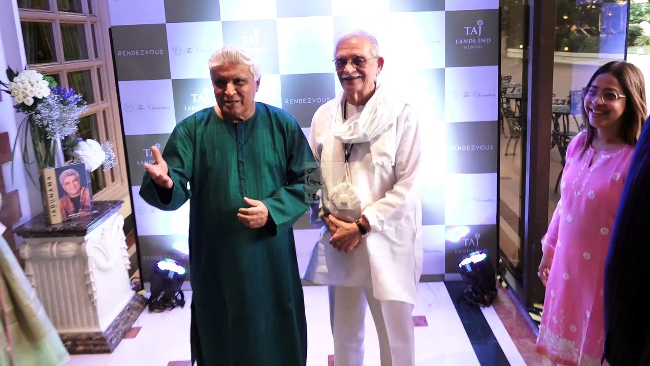 Gulzar, Javed Akhtar & Many Celebs Attend Grand Book Launch Event ...