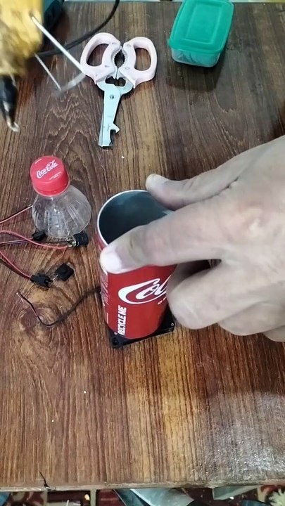how to make a coca-cola can vacuum cleaner at home. - video Dailymotion