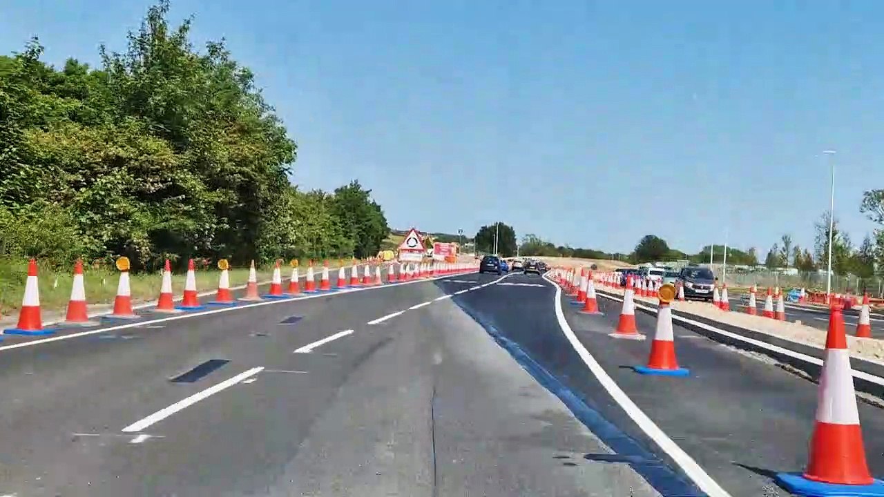 New A27 roundabout now open at Brighton City Airport - video Dailymotion