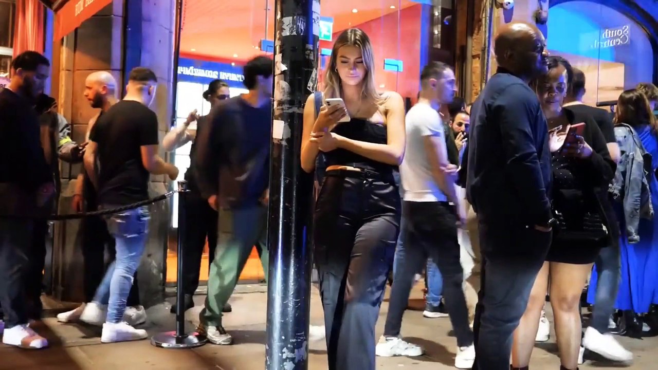 Manchester After Midnight! - video Dailymotion