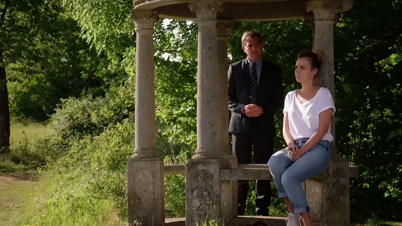 Holby City - Se19 - Ep50 - Veil of Tears - Part One HD Watch - video Dailymotion