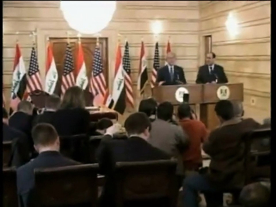 Man Throws Shoes At Bush - Video Dailymotion