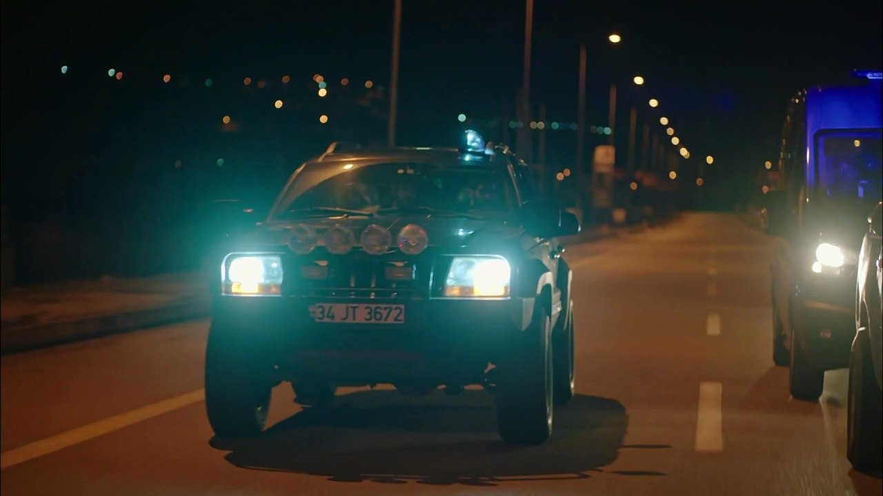 Avlu / The Yard - Episode 33 (English Subtitles) - video Dailymotion