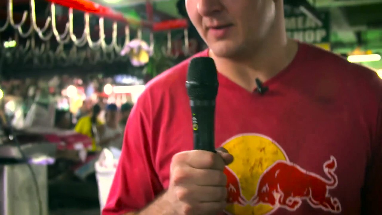 Eating Pig Ear (Walkman) - Philippines [Best Ever Food Review Show ...