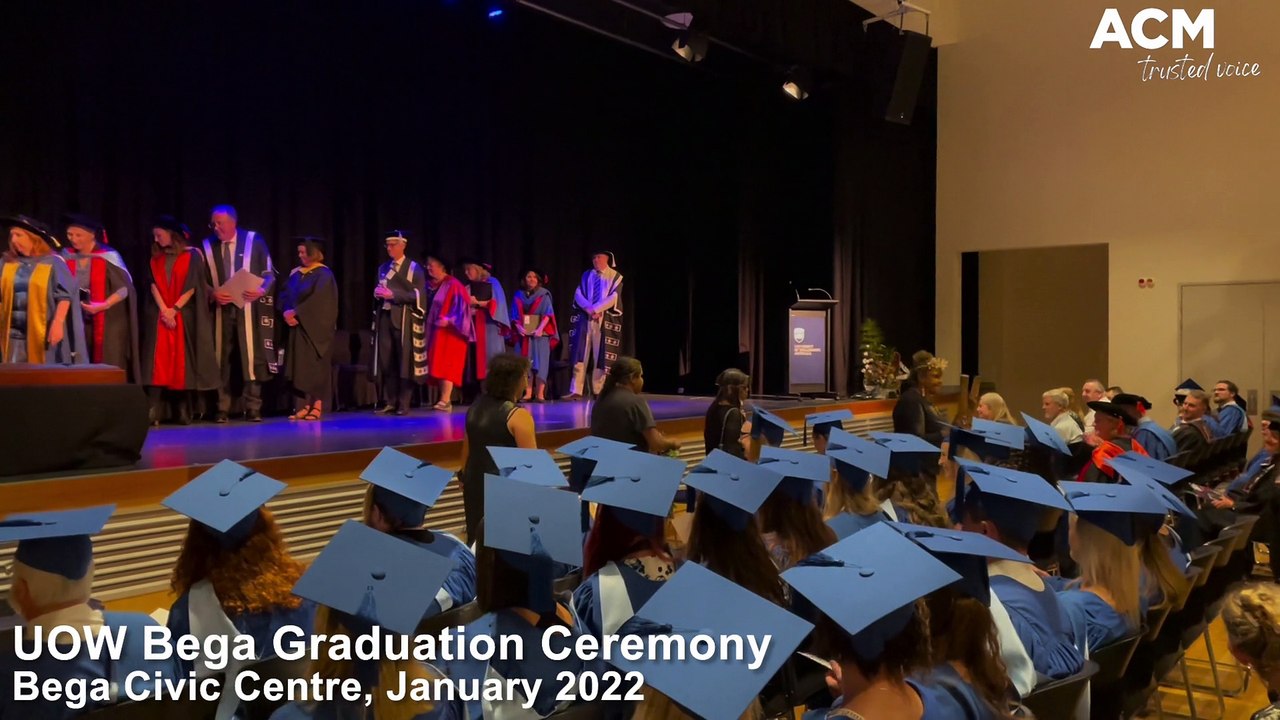 UOW Bega’s graduating class of 2022 - video Dailymotion