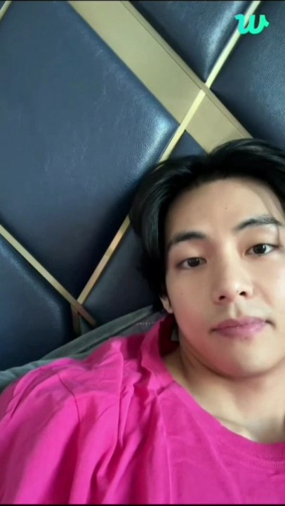 BTS V WEVERSE LIVE [ENG SUB] (2023.01.24) TAEHYUNG LIVE Part 1 - video ...