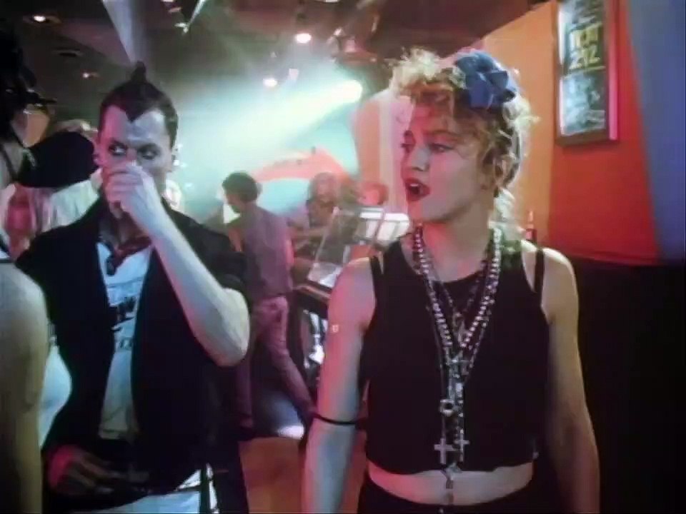 Desperately Seeking Susan | movie | 1985 | Official Trailer - video ...
