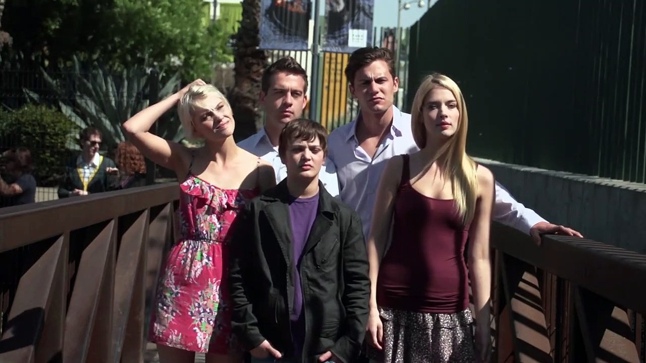 Birdemic 2: The Resurrection | movie | 2013 | Official Trailer - video ...