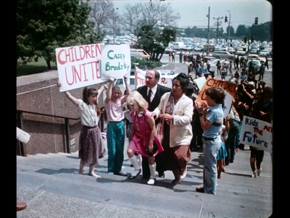 Irreconcilable Differences | movie | 1984 | Official Trailer - video ...