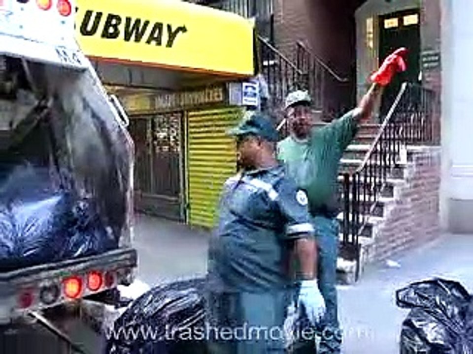 Trashed... | movie | 2007 | Official Trailer - video Dailymotion