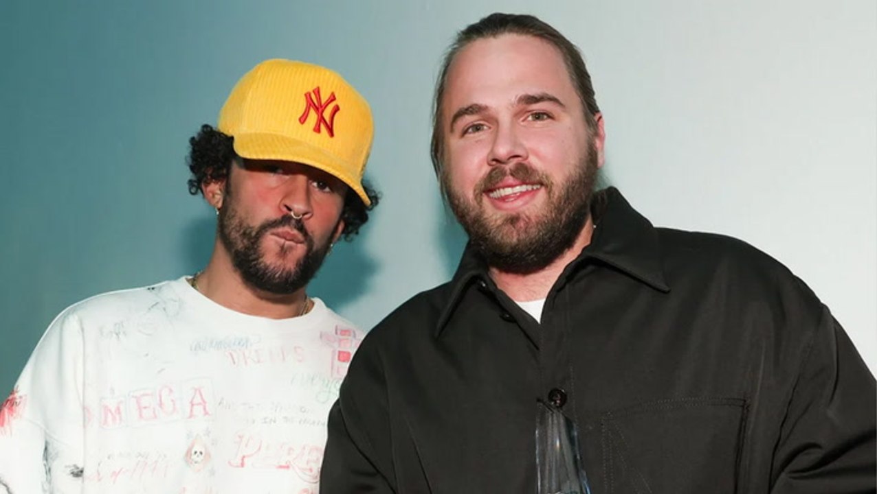 Noah Assad Accepts Billboard's Executive Of The Year Award From Bad ...