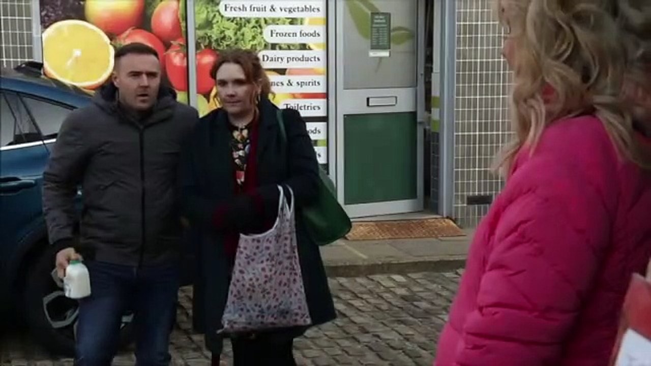 Last Night's Corrie in Under Four Minutes - 3 February 2023 - video ...