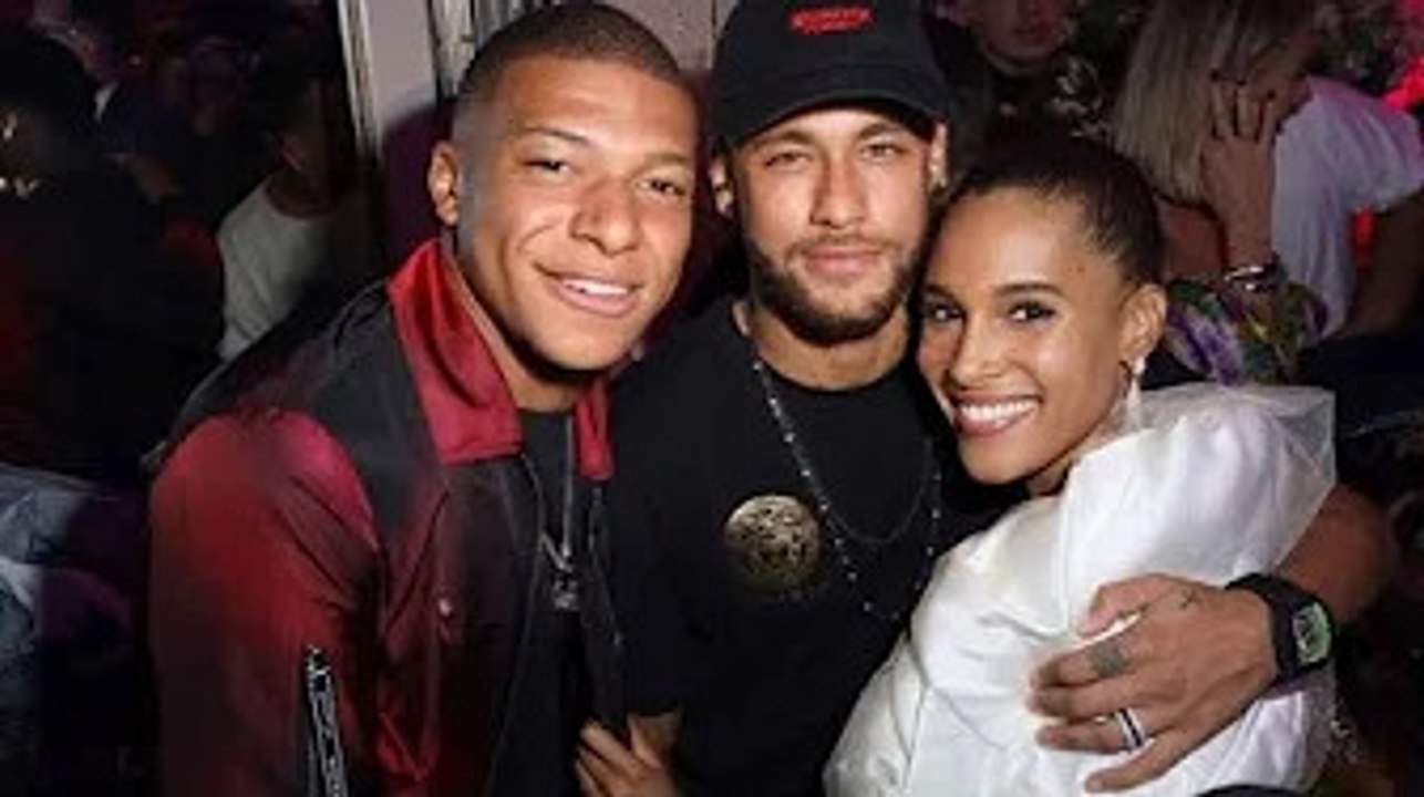 Kylian Mbappé, clap de fin avec Cindy Bruna, il est remplacé par Serge ...