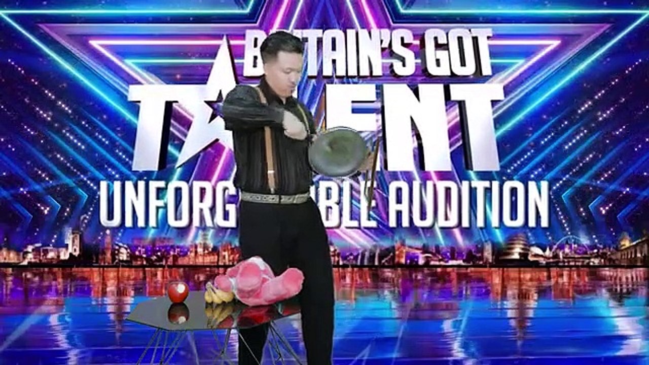 The_magician_joker_vs_Headless_man_Prank%2C_making_the_judges_panic ...