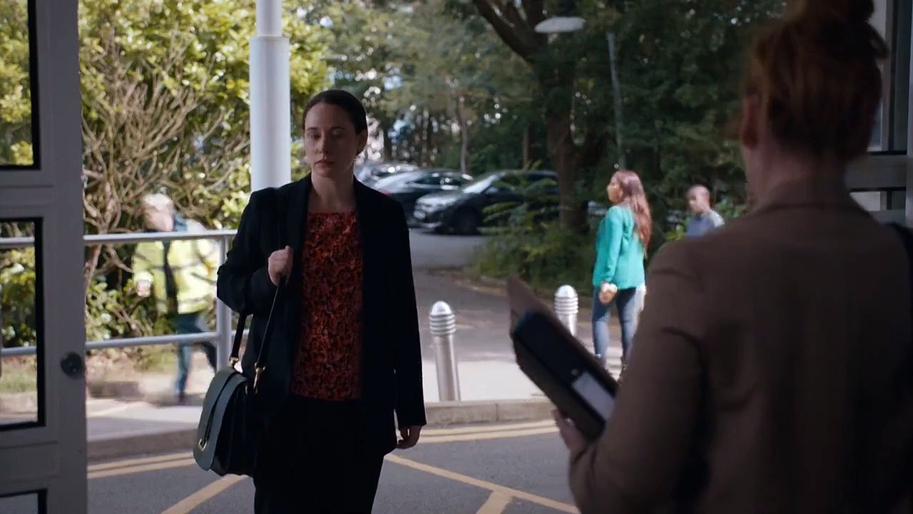 Holby City - Se23 - Ep27 HD Watch - video Dailymotion