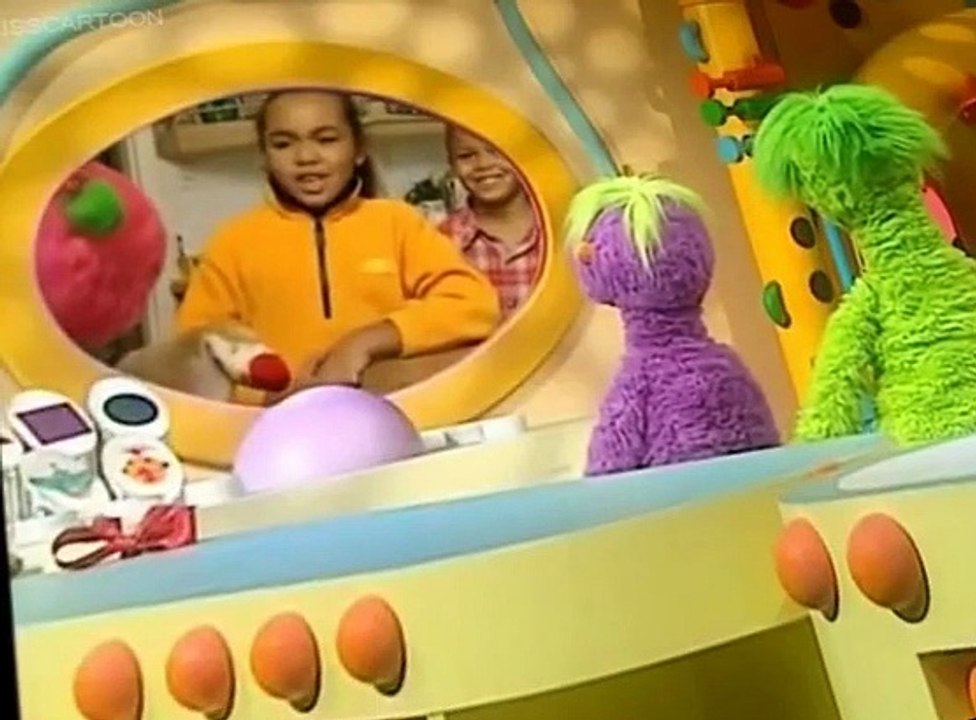 The Hoobs E00- Smells - video Dailymotion