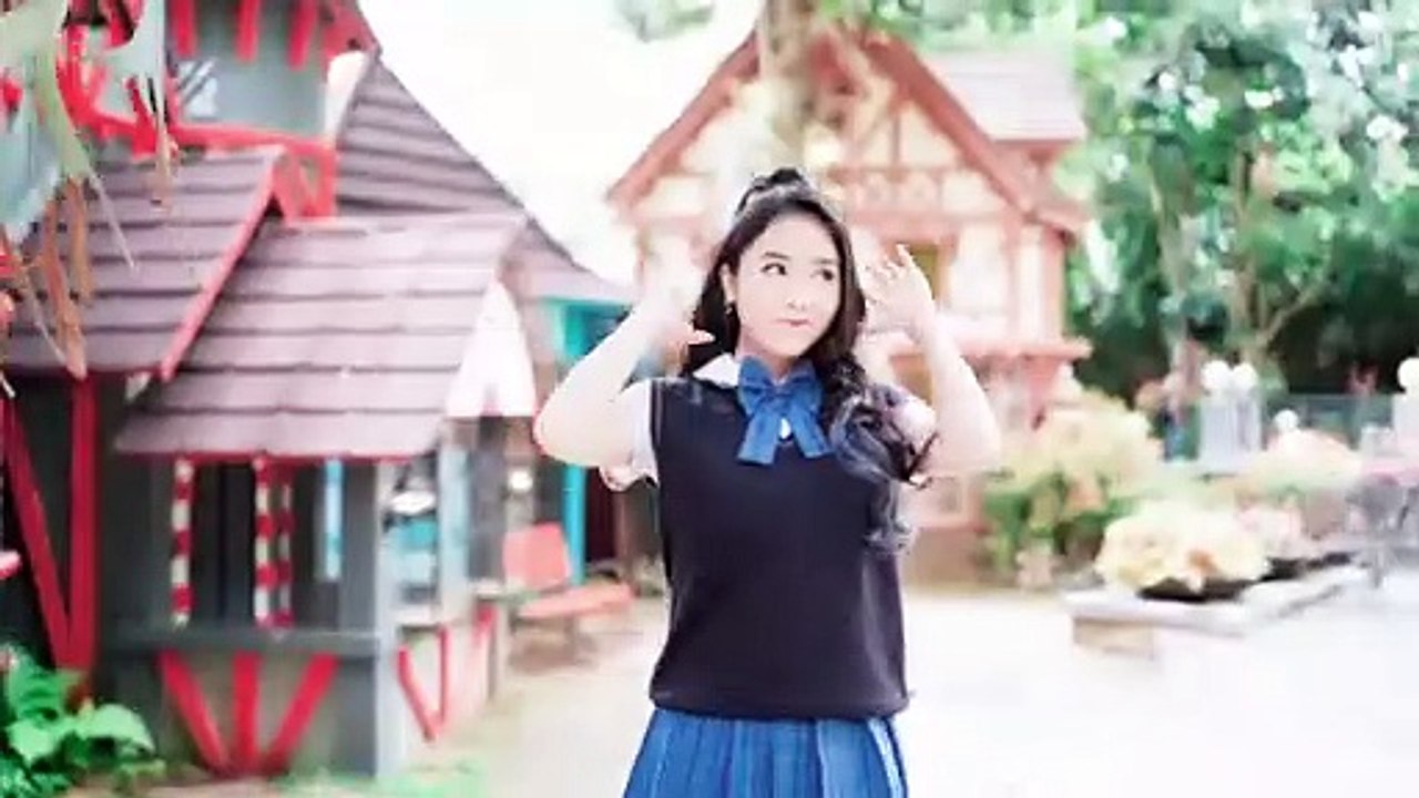 HAYANG JAJAN - AZMY Z FT AZKA Z (Official Music Video) - Video Dailymotion