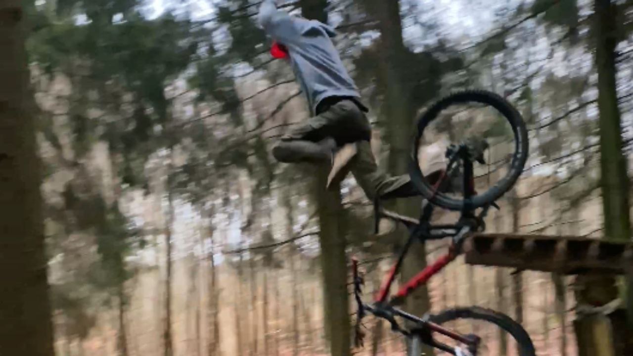 Mountain biking fail, guy has to jump off the mountain bike after it ...