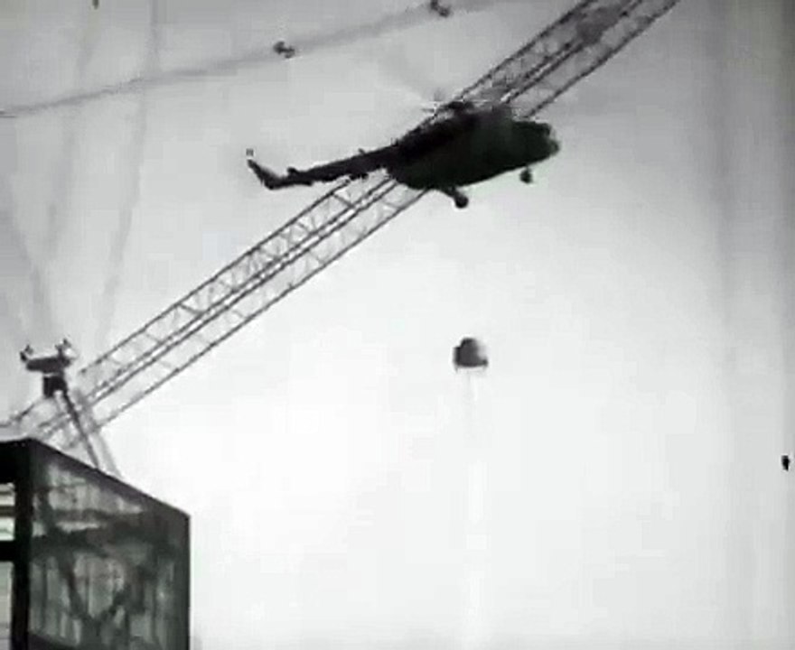 Mi-8 Helicopter crashing over the core of the Chernobyl reactor on ...