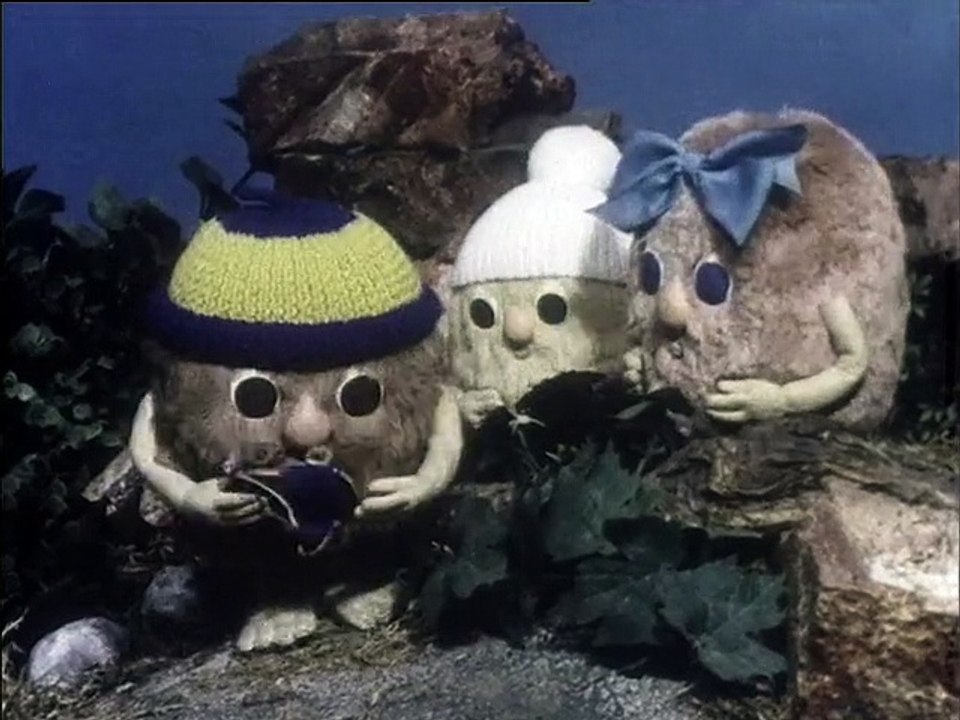 The Flumps (1977) S01E04 - Get Your Skates On - High Quality - video ...