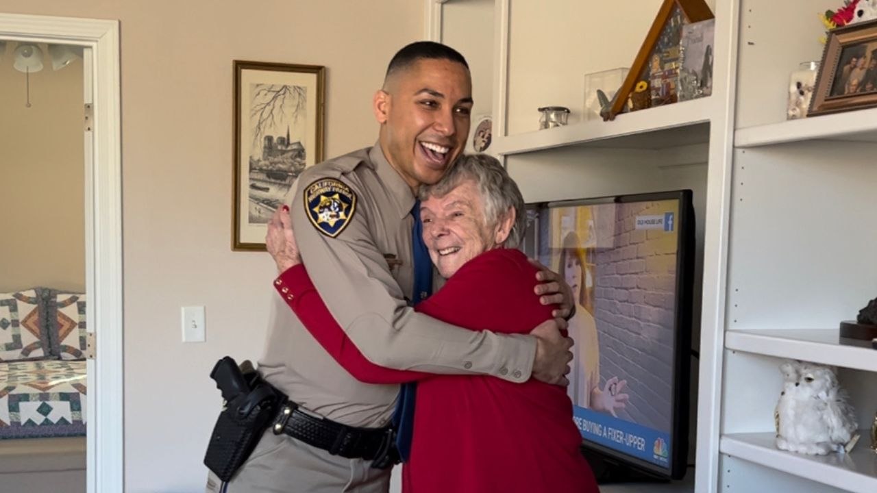 Grandma Surprised By Police Officer She Has Crush On For 95th Birthday ...