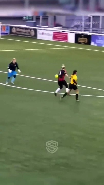 Comedy Moments in Women's Football - video Dailymotion