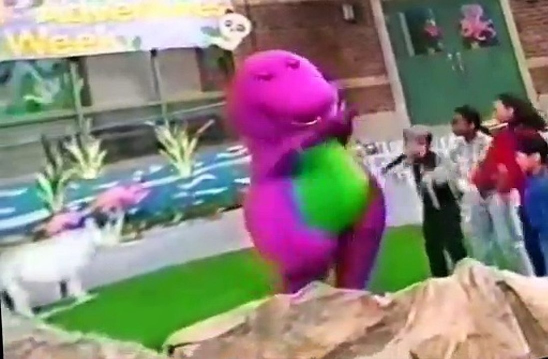 Barney and Friends Barney and Friends S04 E012 Going on a Bear Hunt ...