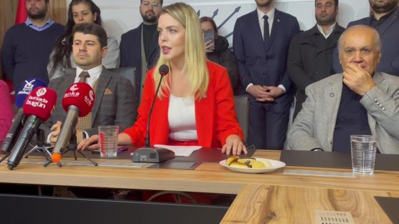 Bursalı Avukat Gamze Pamuk Ateşli, Milletvekili Aday Adaylığını ...