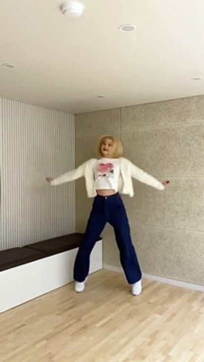 Lea Follow the Trend - Toca Toca Dance - video Dailymotion