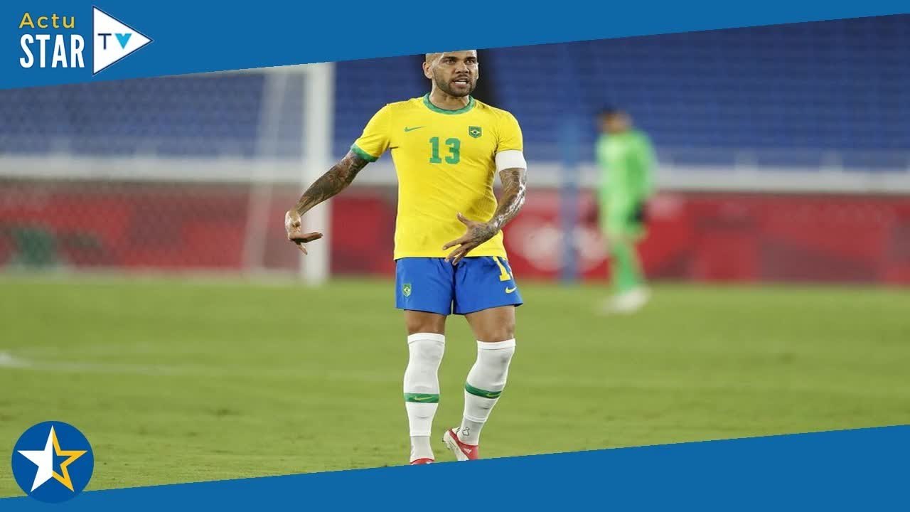 Dani Alves Accusé De Viol La Femme De Lex Joueur Du Psg Fait Une