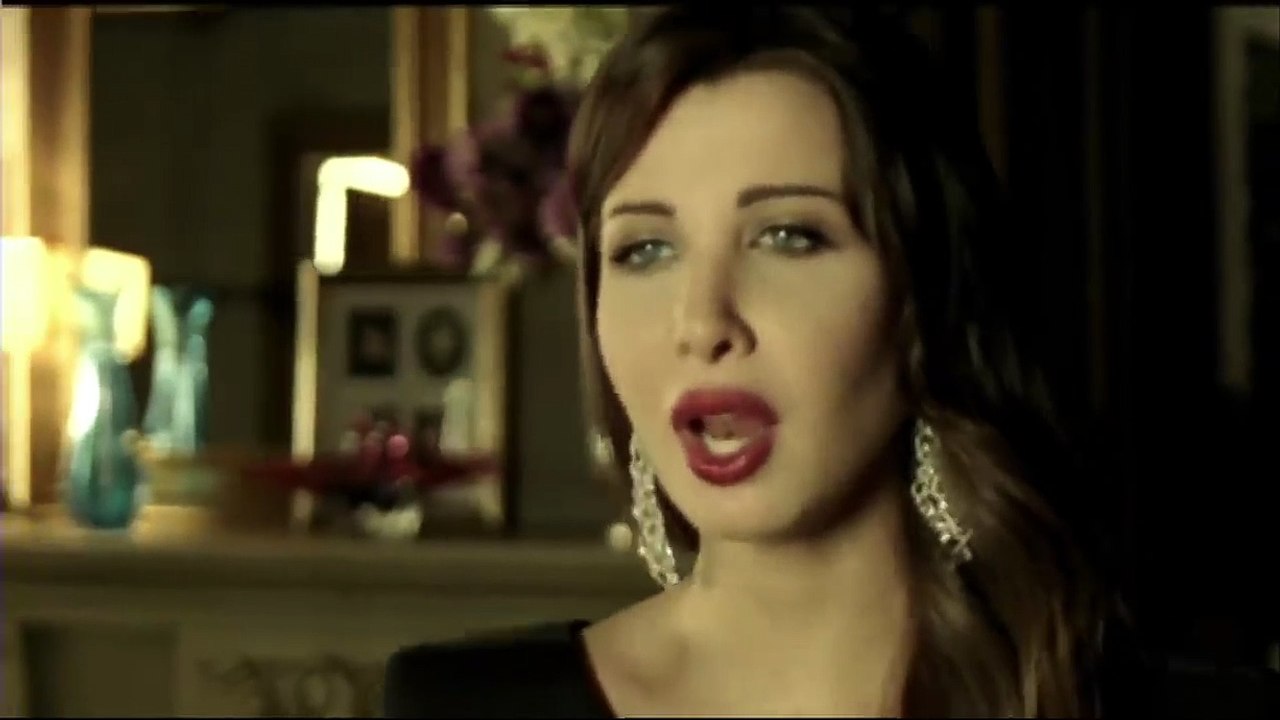 Nancy Ajram - Fi Hagat (Official Music Video) - نانسي عجرم - في حاجات ...