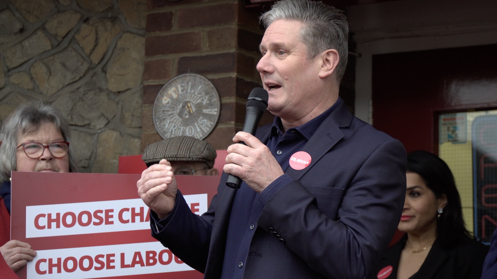 Kier Starmer visits Gillingham ahead of local elections