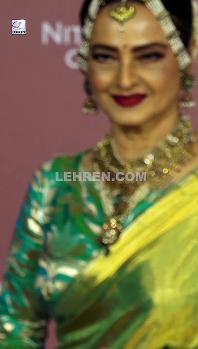 Rekha Looks Enchanting At NMACC Opening! - video Dailymotion