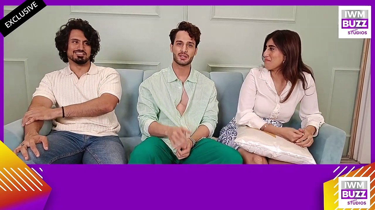 Exclusive_ Umaar Riaz, Akasa Singh and Aasa Singh REACT On remakes_remixes of Old songs - video ...