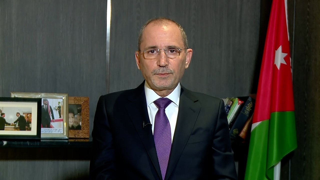 لقاء مع وزير الخارجية الأردني أيمن الصفدي - فيديو Dailymotion