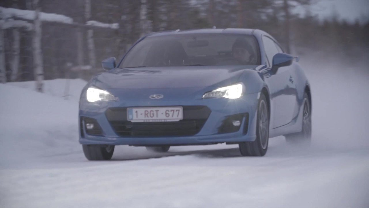 Boxer engine - Subaru BRZ in snow - video Dailymotion
