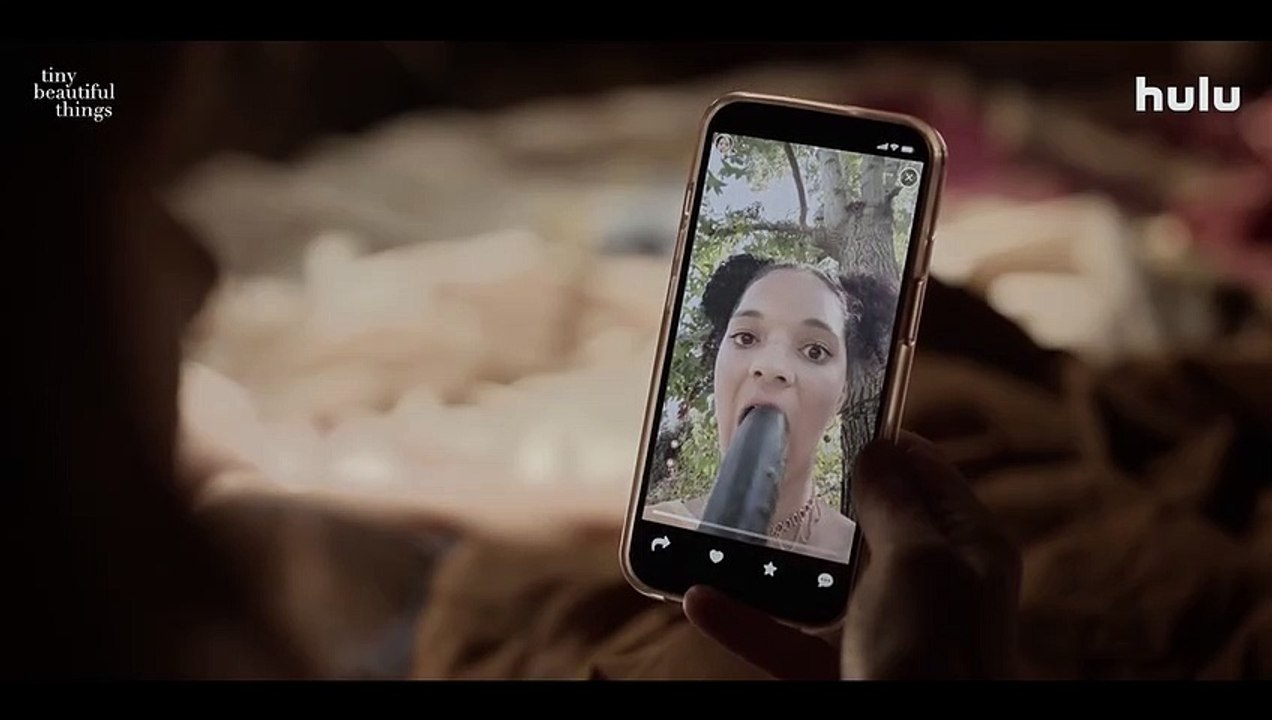 Tiny Beautiful Things Family Dynamics Featurette Hulu - video Dailymotion