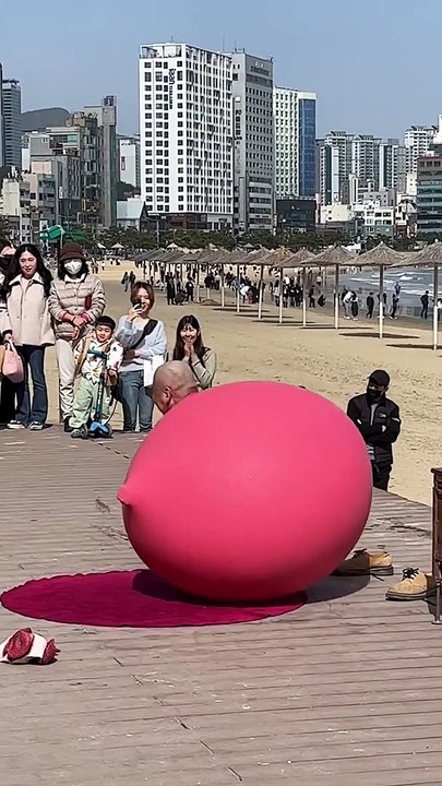 The Human Balloon - video Dailymotion