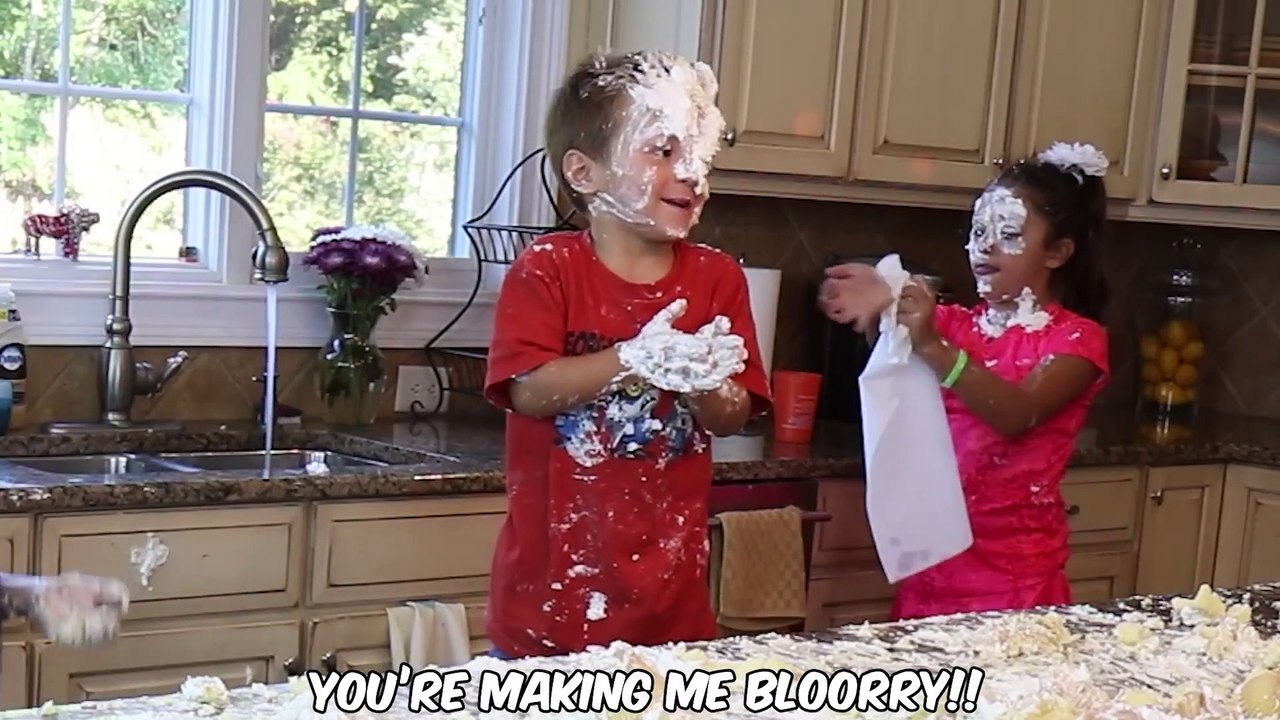 Cupcake Food Fight in our KITCHEN! (FUNnel Vision Throwback ...