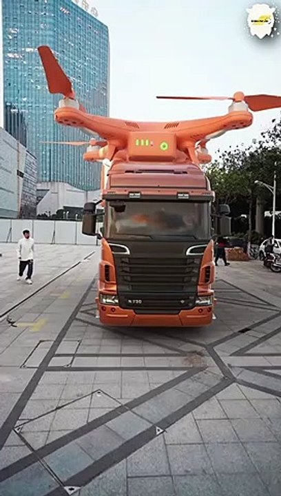 #Amazing Drone Bus - video Dailymotion