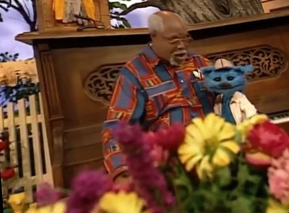 Allegra's Window Allegra’s Window E014 Read Me A Story - video Dailymotion