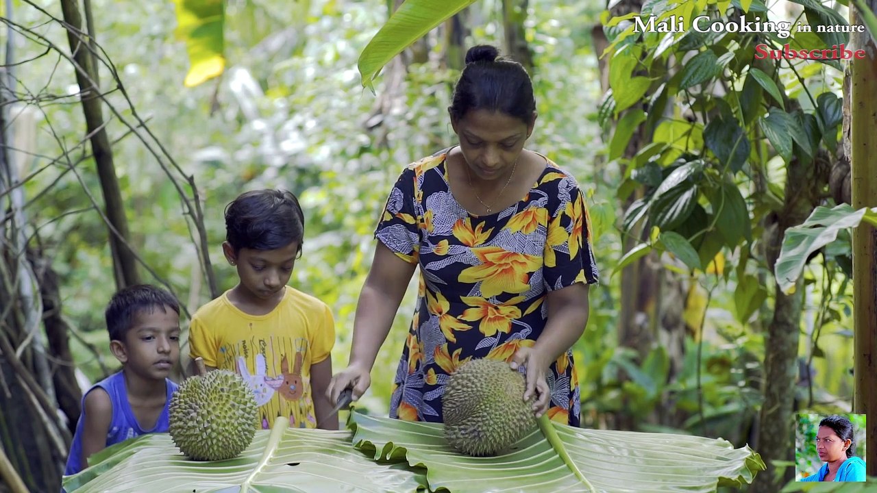 "king of fruits" Durian!! Seasonal fruit flavor || mali cooking - video ...