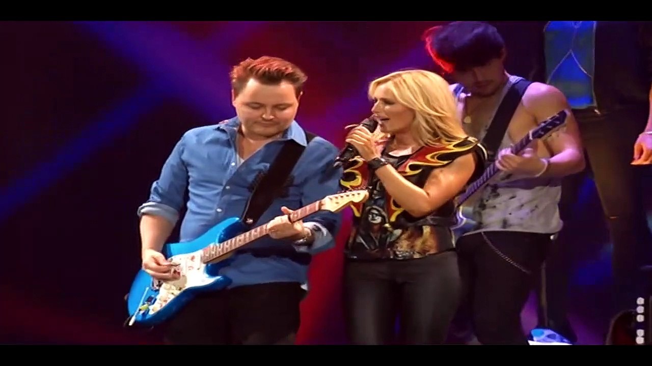 HELENE FISCHER — Mit keinem Ander´n | HELENE FISCHER: Farbenspiel Live ...