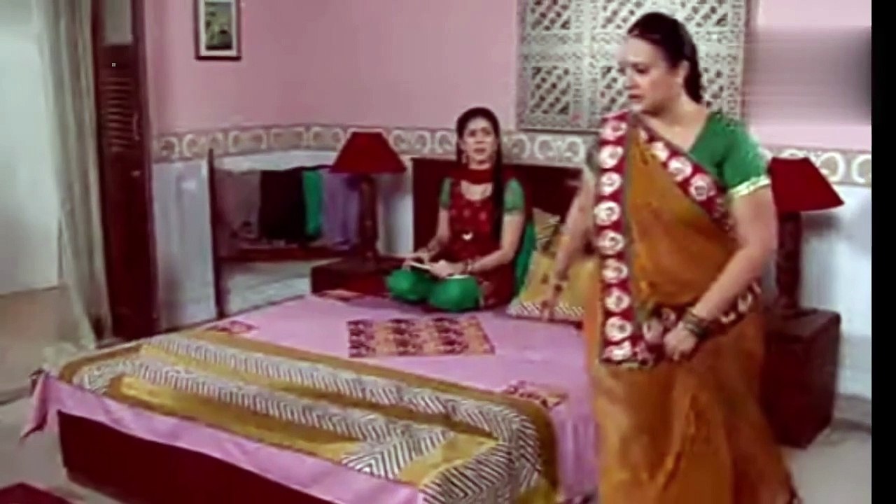 Saath nibhaana saathiya_Aham ne ke Gopi ki madad#romance#aham#gopi # ...