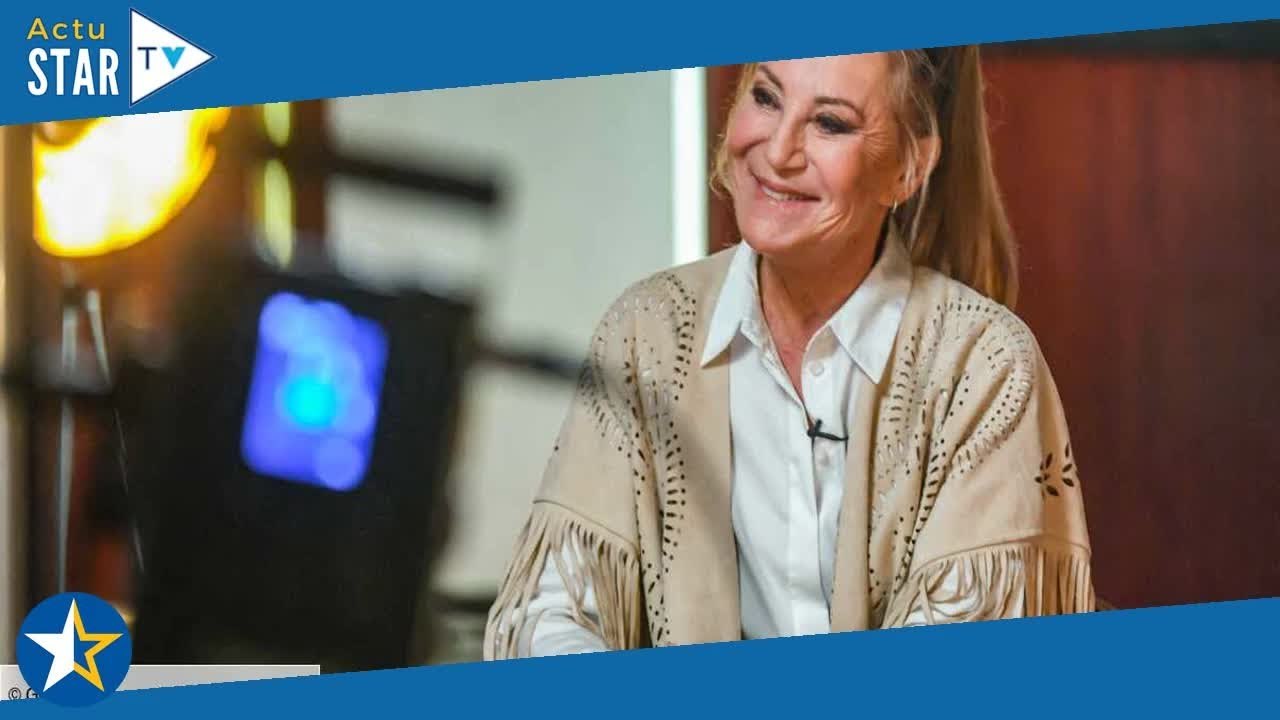 Sheila, son nouveau look épate ses fans : “Vous gagnez 10 ans ...