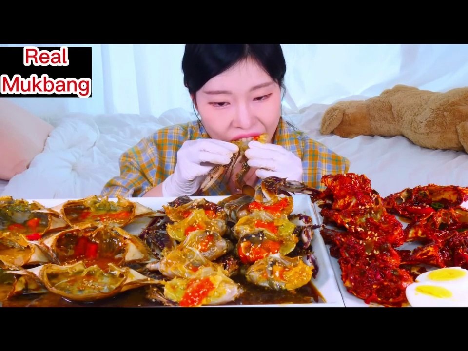 ASMR MUKBANG Soy sauce marinated crab and Spicy marinated crab. Rice ...
